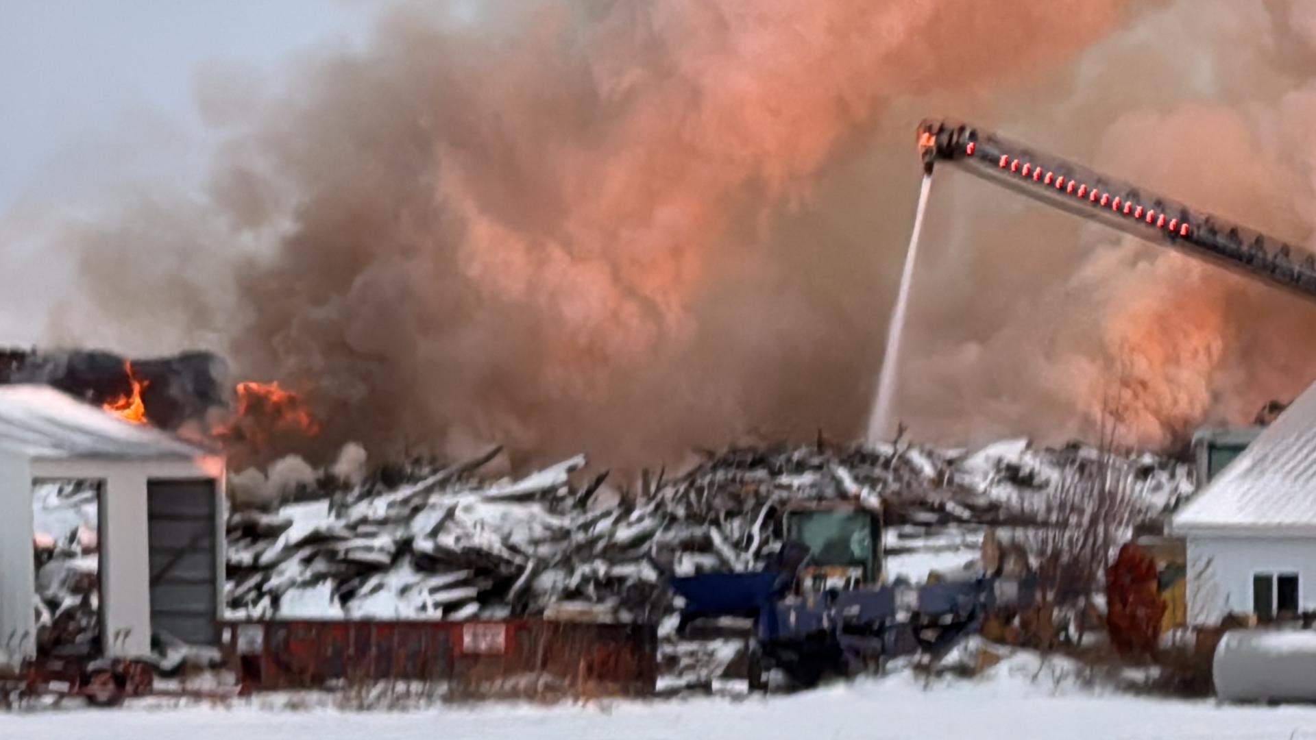 Crews battle fire at Perrysburg Twp. landscaping company | wtol.com