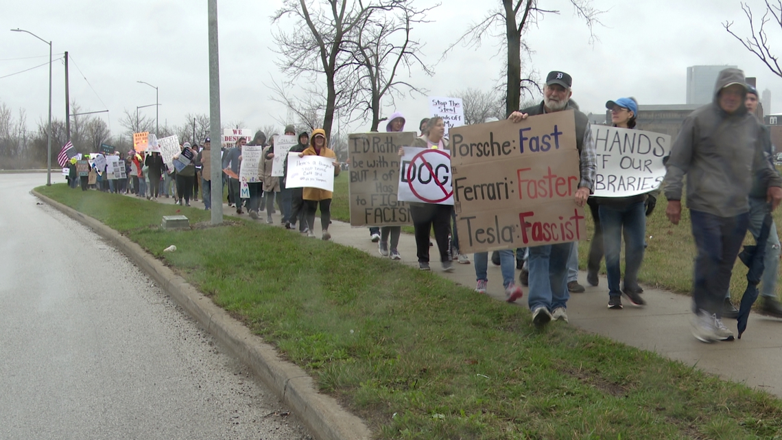 Thousands in Toledo and across northwest Ohio protest Trump and Musk ...