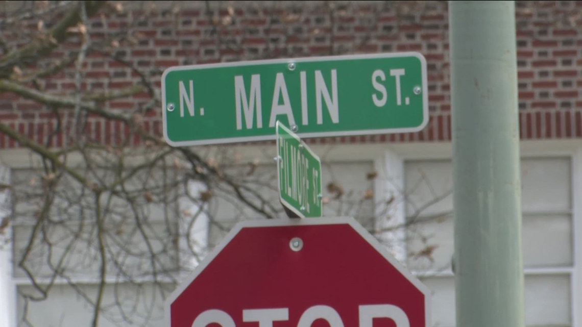 Findlay police investigating after 2 found dead in apartment belonging ...