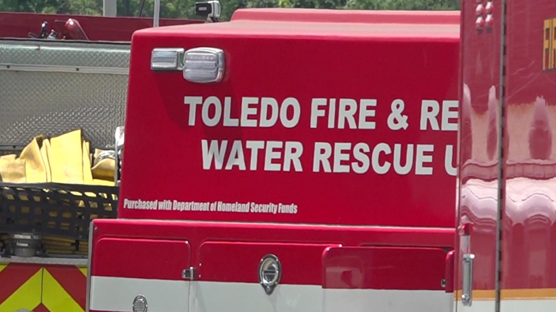 Van found submerged near south Toledo pier sparks investigation | wtol.com