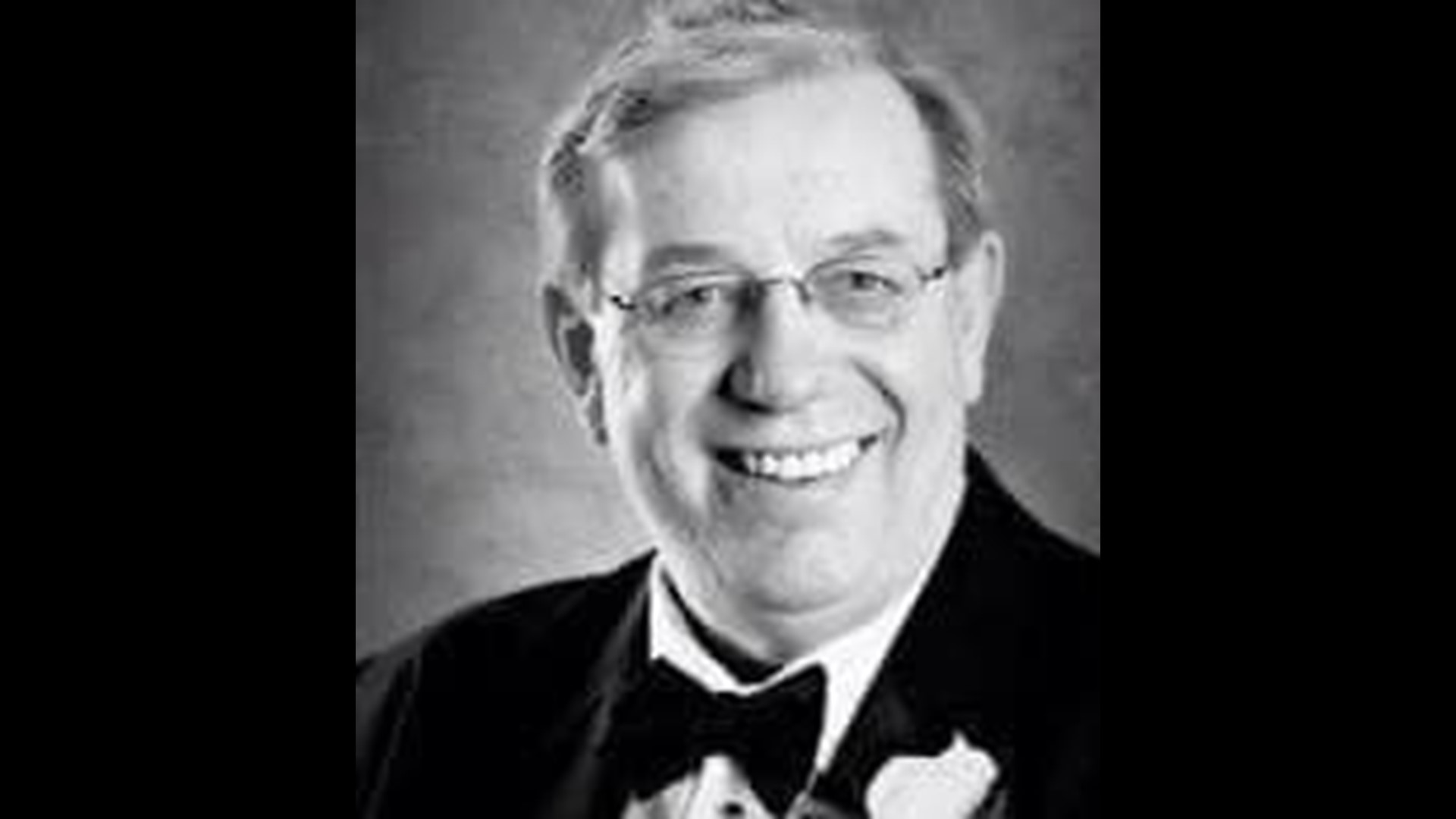 Former WTOL sports anchor and reporter, John Pawlak dies at 71 | wtol.com