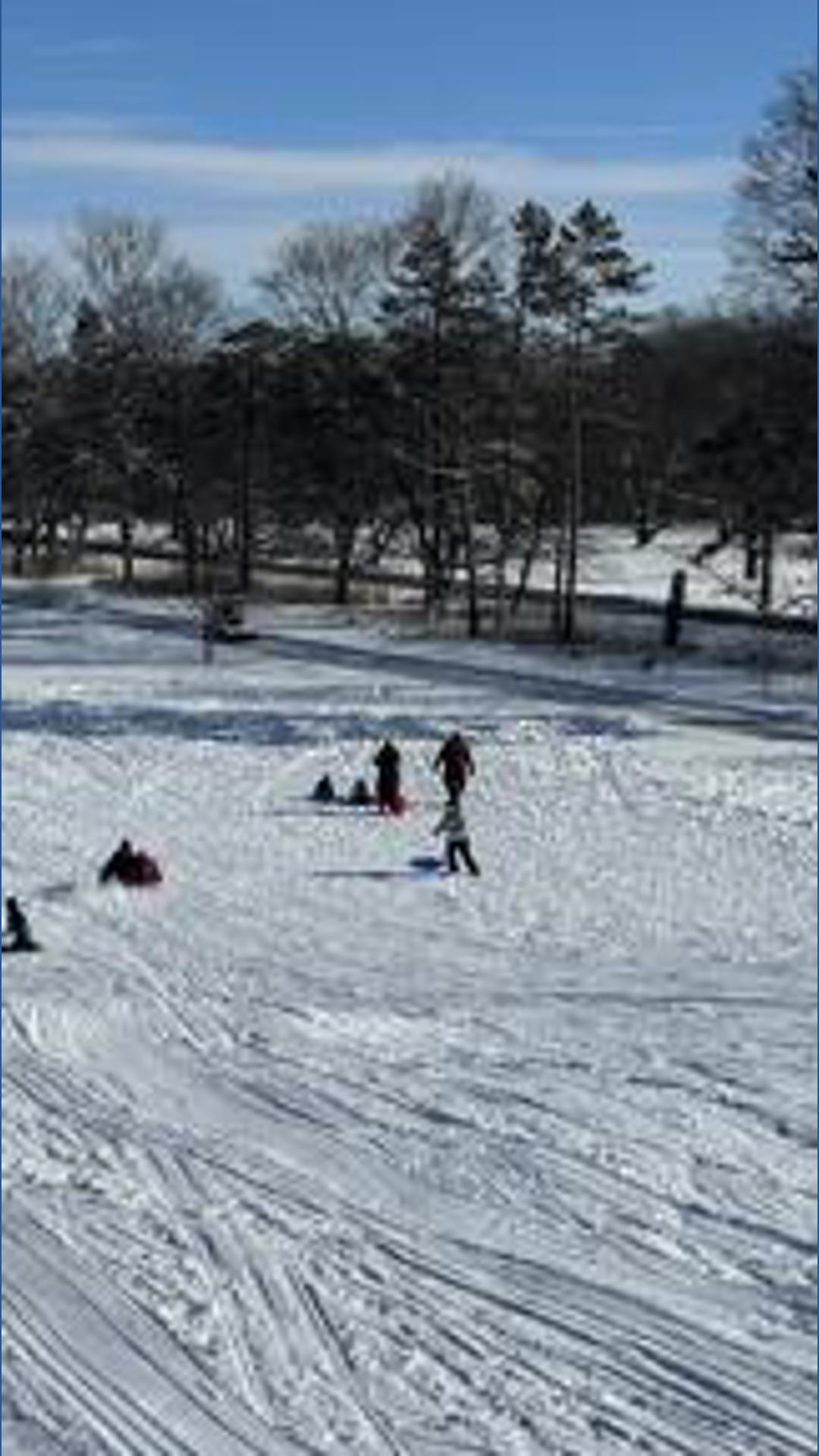 Snow day fun: families flock to Side Cut Metropark | wtol.com