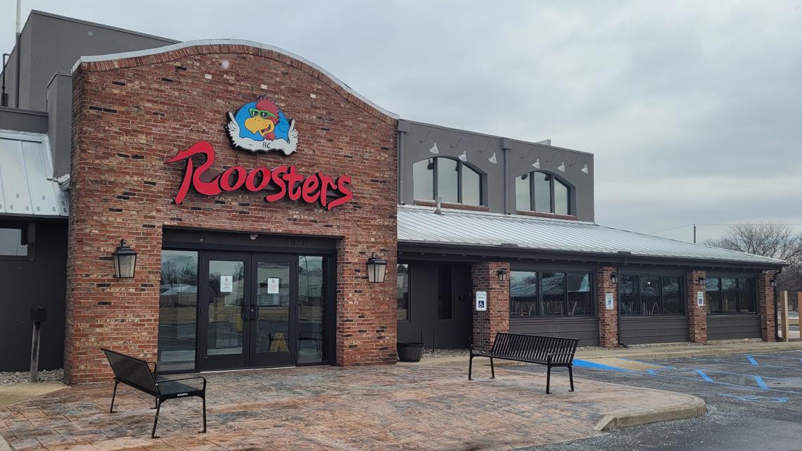 Roosters Wings celebrates second Holland location with grand opening ...