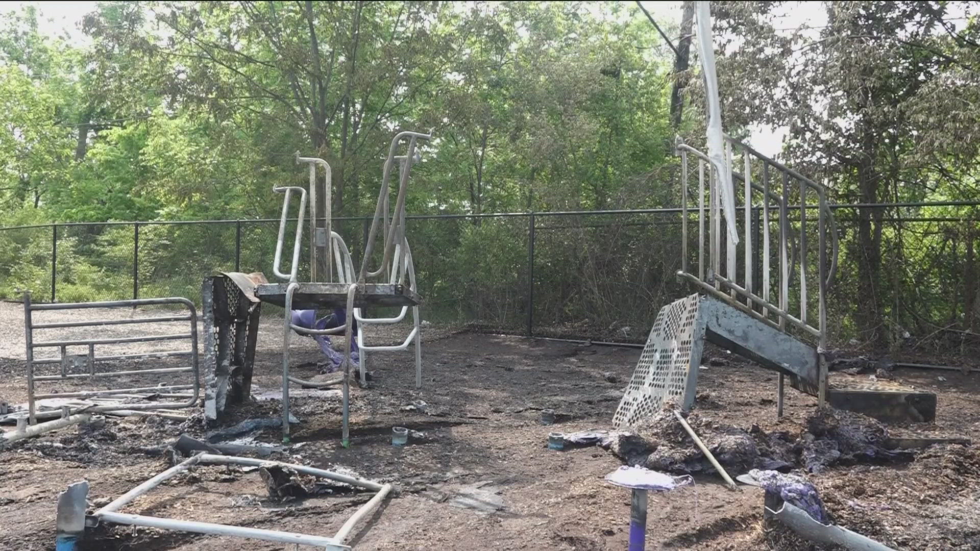 Residents disappointed after alleged arson at Toledo school playground | wtol.com