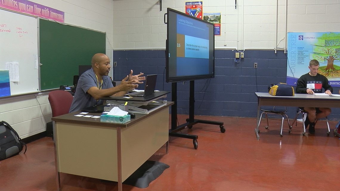 Retired police detective teaches Washington Local students skills ...