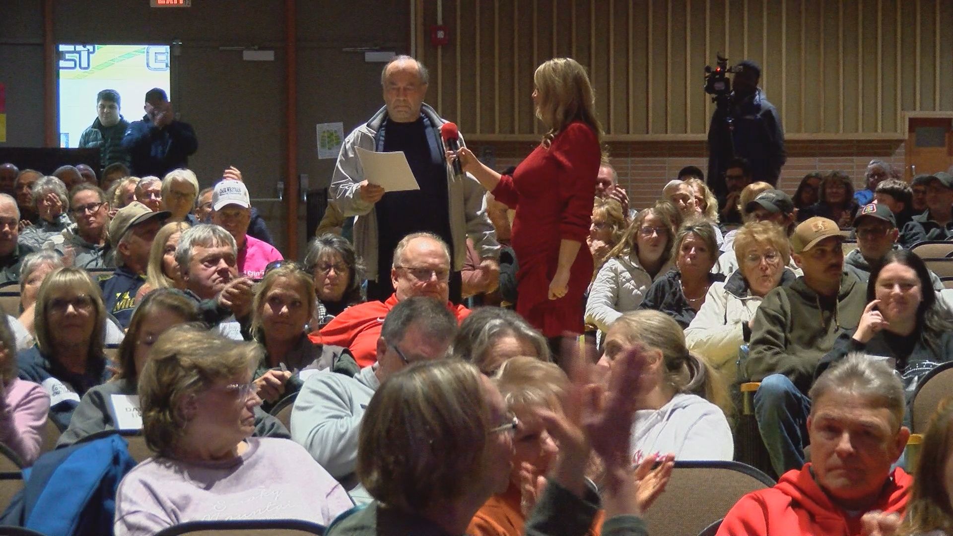 Oregon residents push back on proposed data center, seek answers at ...
