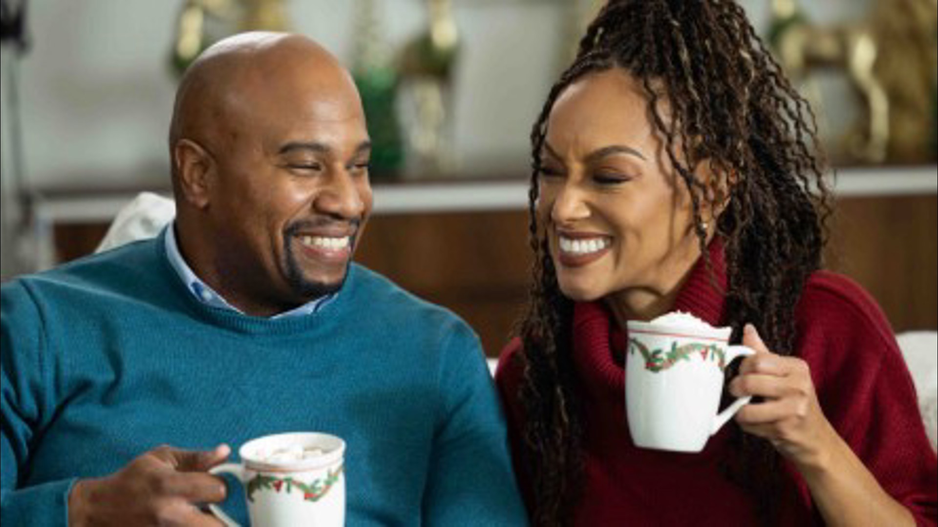 Former football player Maurice Hall produces new Christmas film | wtol.com