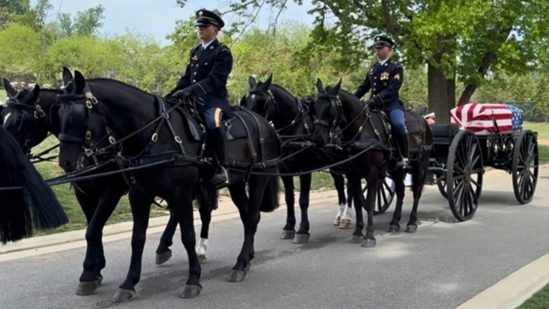 After 82 years, Marine at last assumes final resting spot in Arlington ...