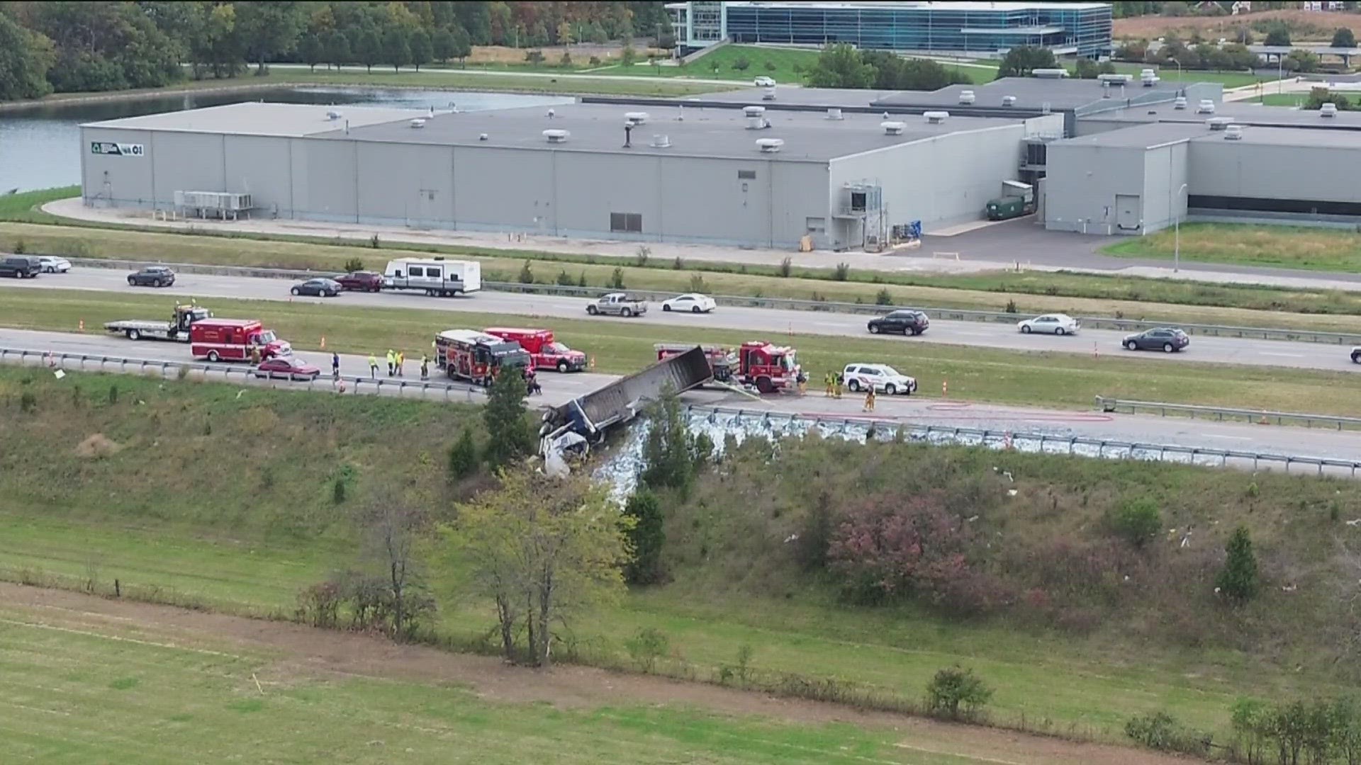2 hospitalized in truck crash that closed I-475 Friday afternoon | wtol.com