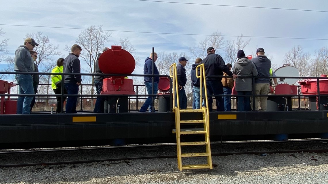 Norfolk Southern holds rail safety training for first responders | wtol.com