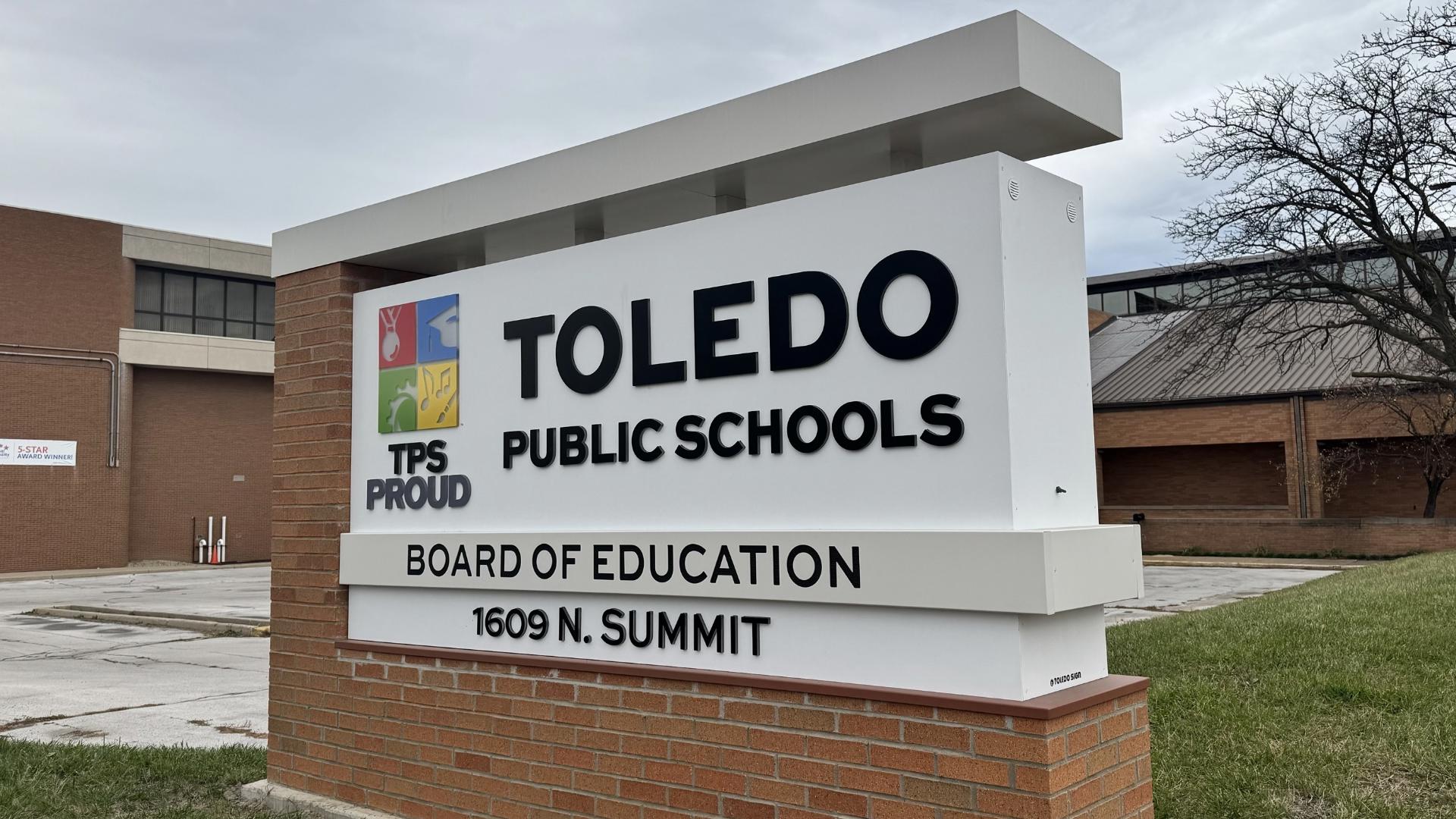 Toledo principal, district named in sexual harassment lawsuit | wtol.com