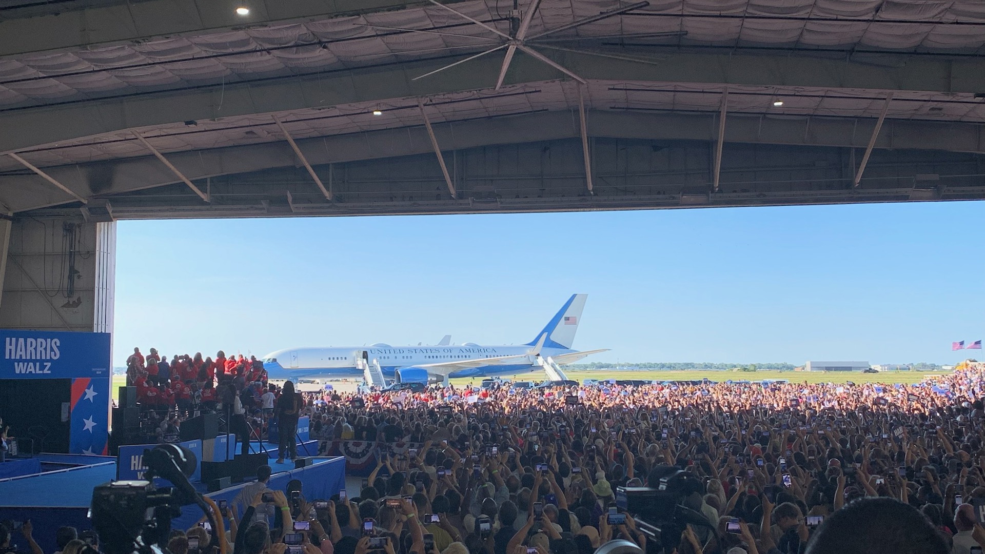 Live updates Kamala Harris Detroit Michigan campaign rally | wtol.com