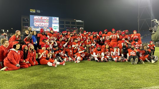 Central Catholic football wins Division III state championship | wtol.com