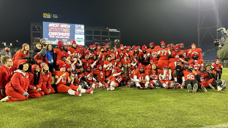 Central Catholic football wins Division III state championship | wtol.com