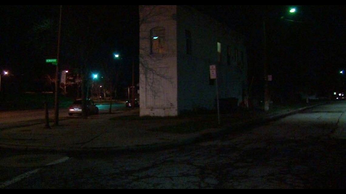 TPD talks to victim of south Toledo shooting; gunman on the run | wtol.com