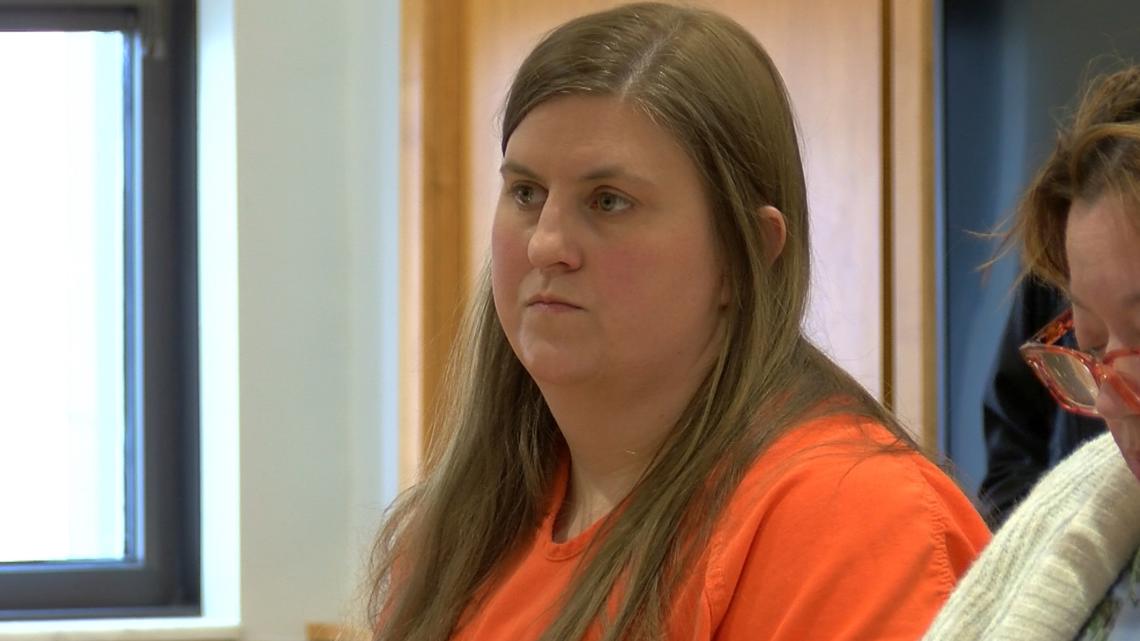 Holland woman sentenced on felony child endangerment charge | wtol.com