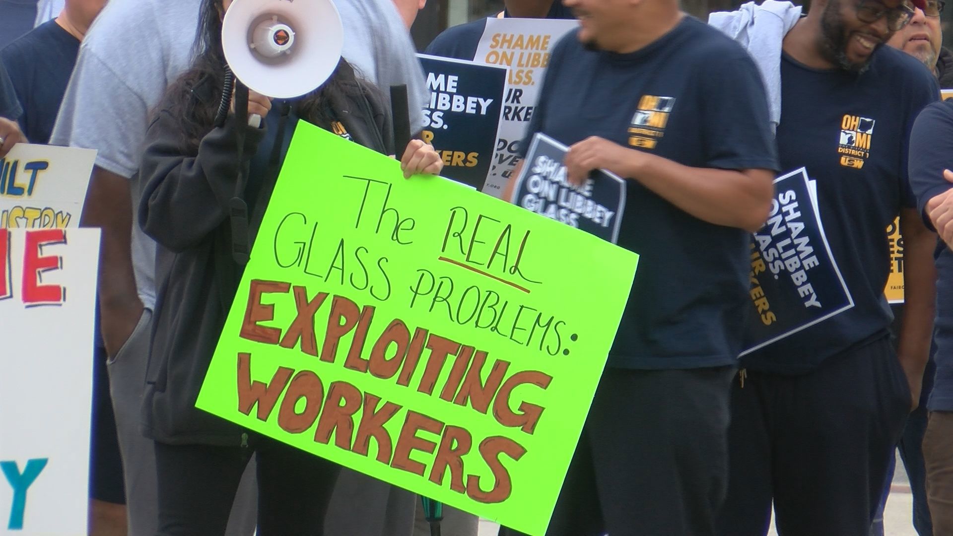 United Steel Workers continue striking against Libbey Glass | wtol.com