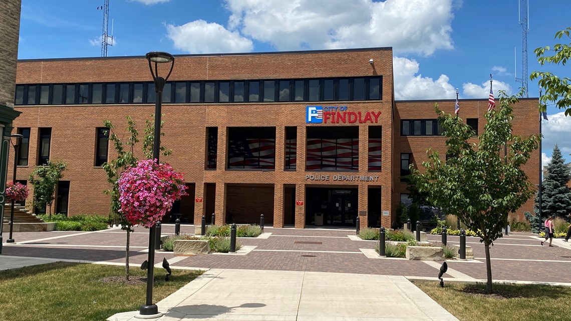 City of Findlay to combine 2 administrative jobs as safety director ...