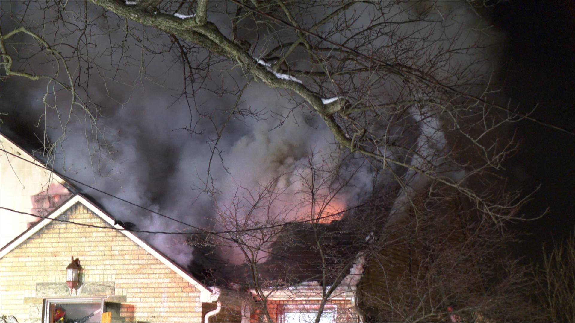 No injuries after Maumee home suffers major damage in overnight fire ...