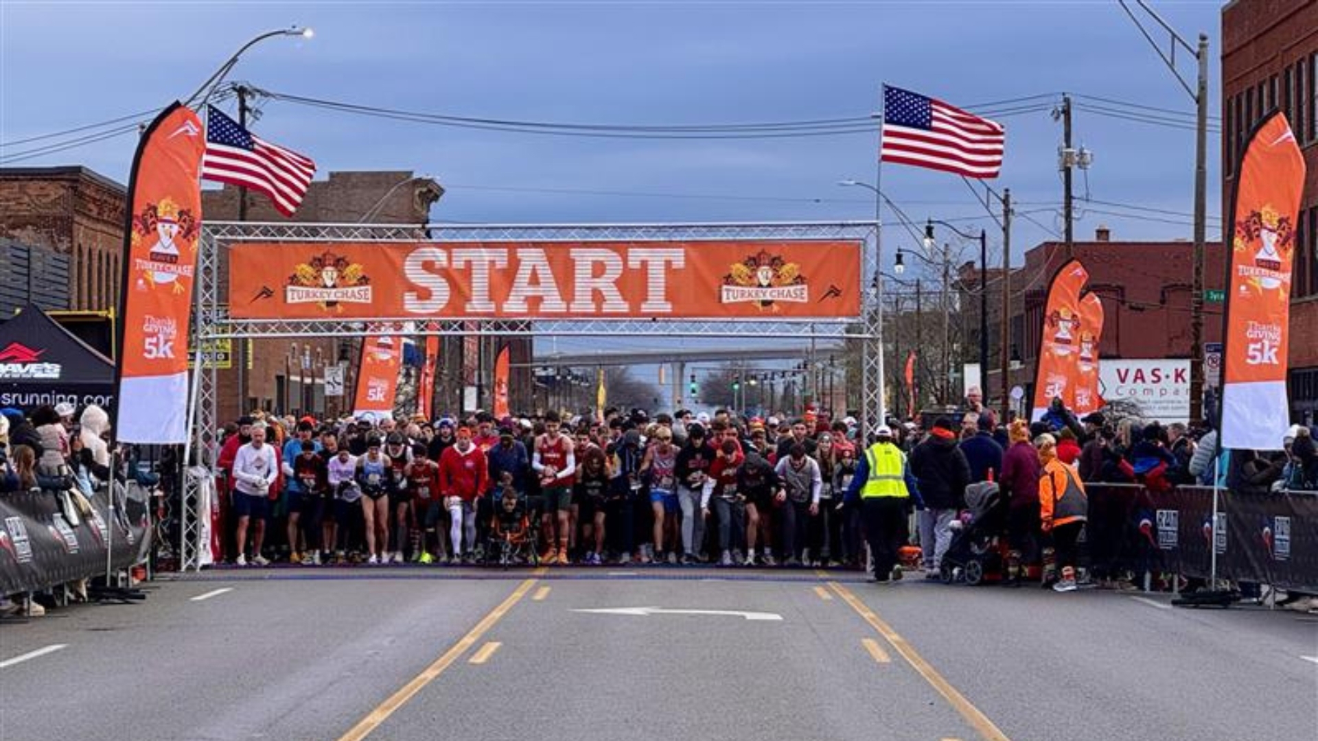 10th annual Dave's Turkey Chase 5K | wtol.com