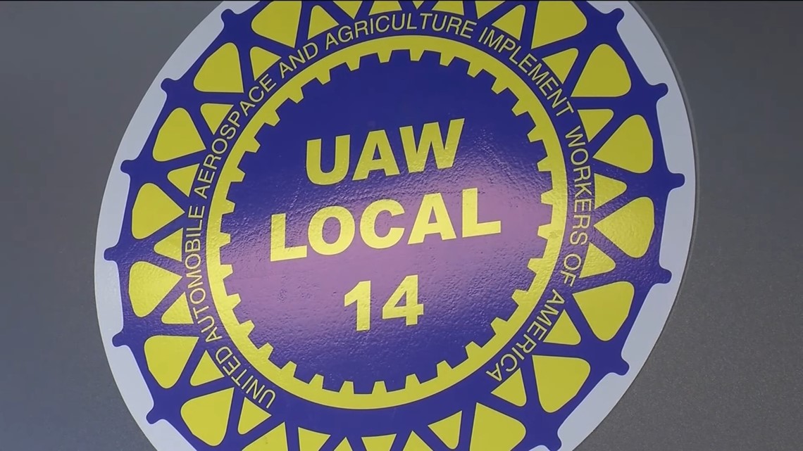 Local autoworkers hopeful after latest UAW-Big Three negotiations ...