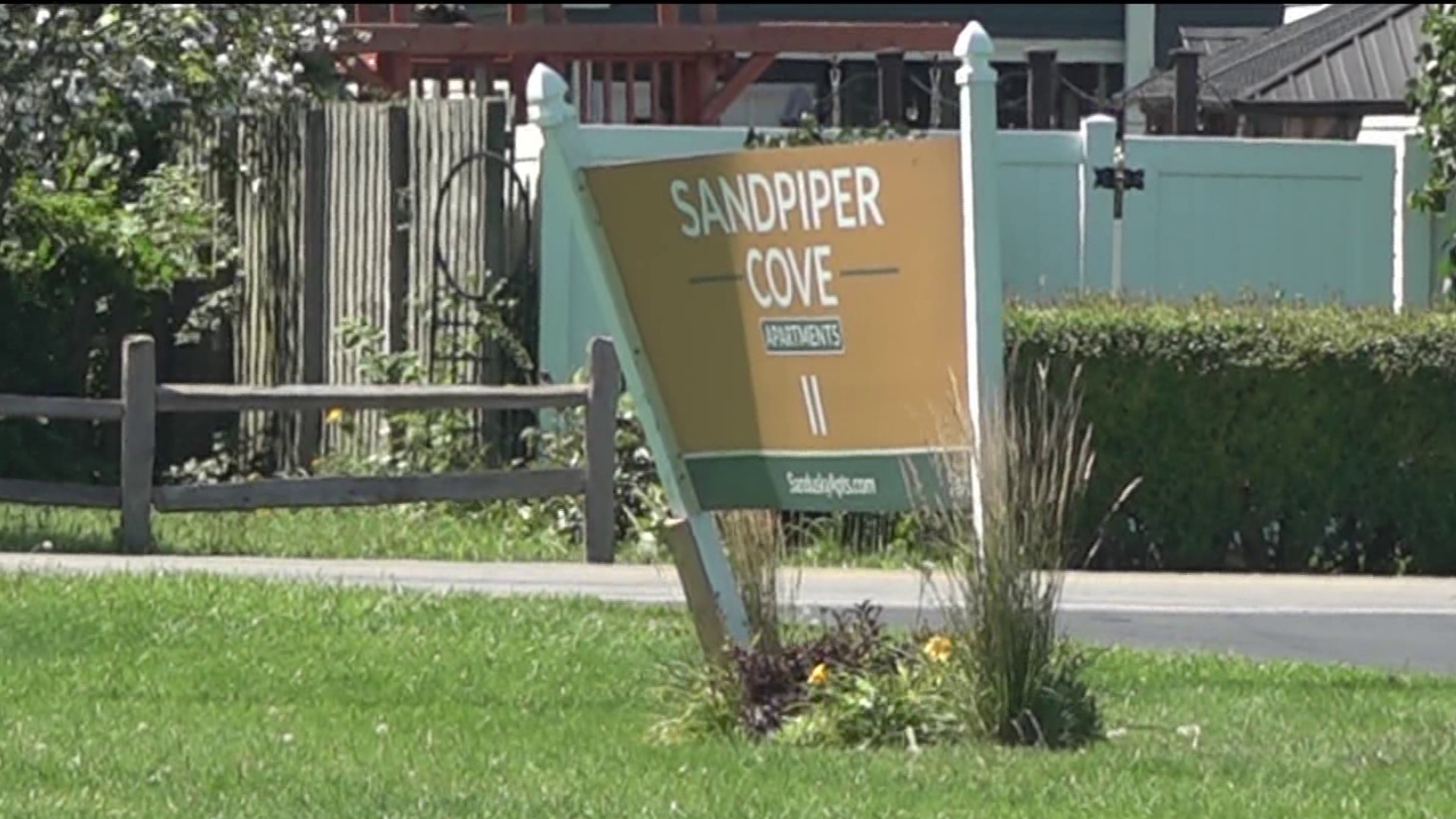 Sandpiper Cove apartments condemned, leaving residents without homes ...