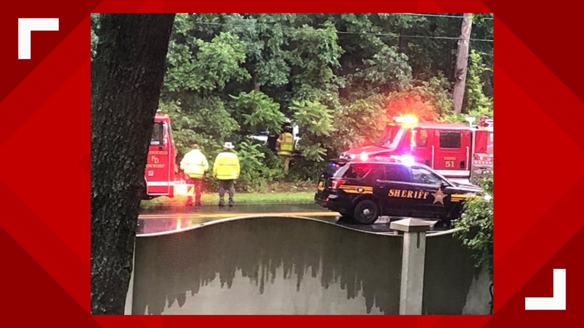 3 injured in Springfield Township crash | wtol.com