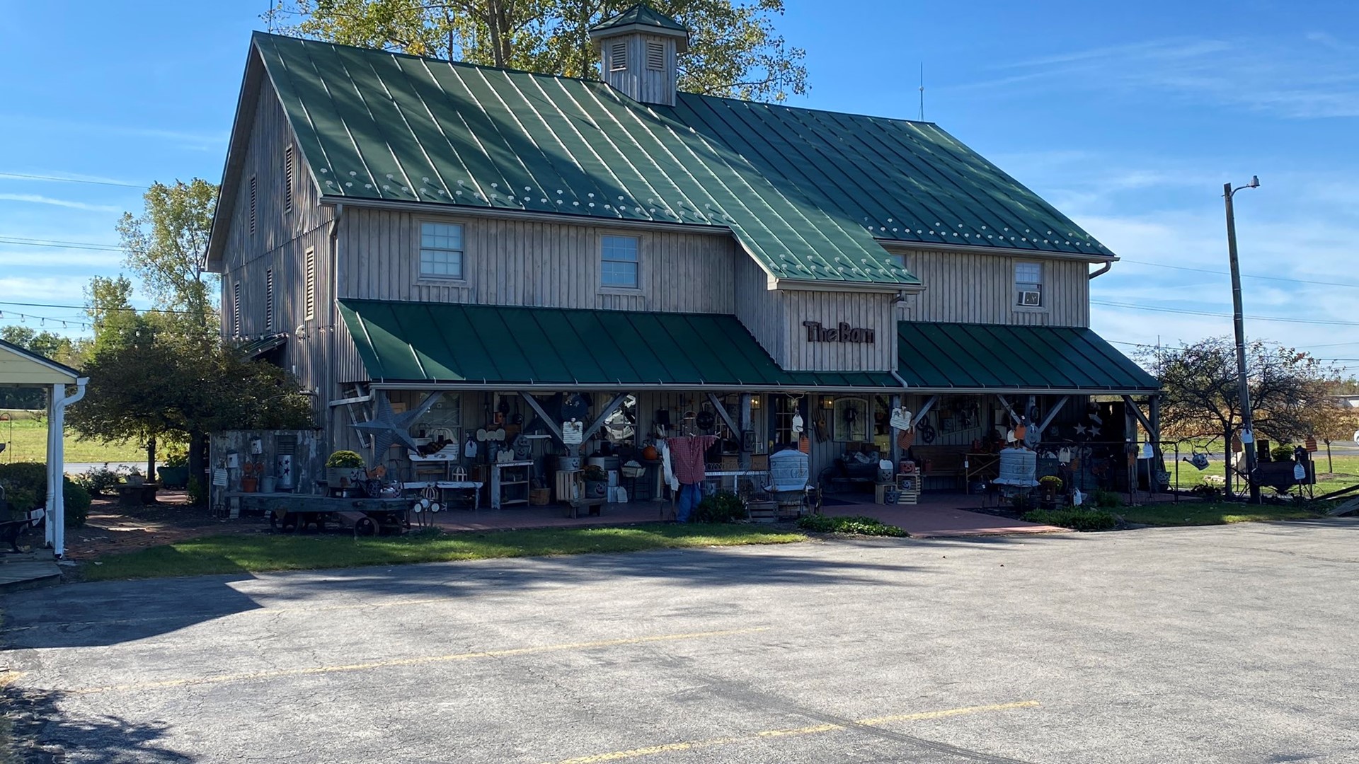 Findlay shops have plenty of seasonal decor for sale | wtol.com