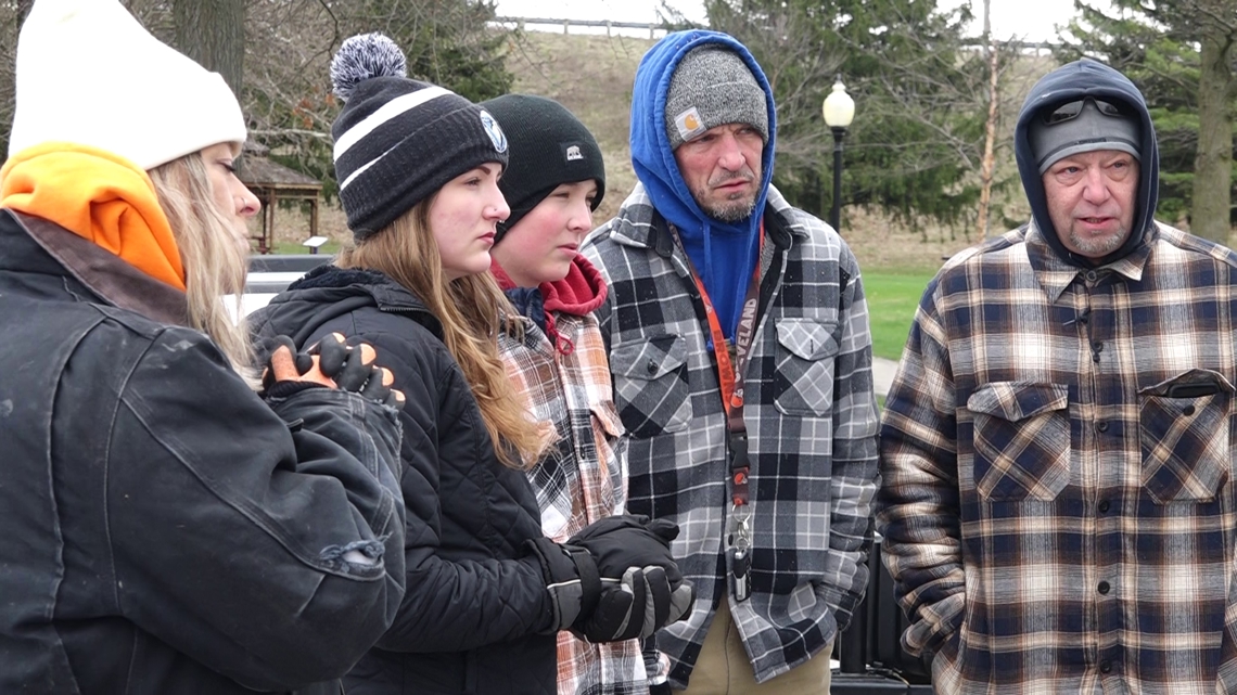 Volunteers search for missing Swanton man, Keith Klein Sr. | wtol.com