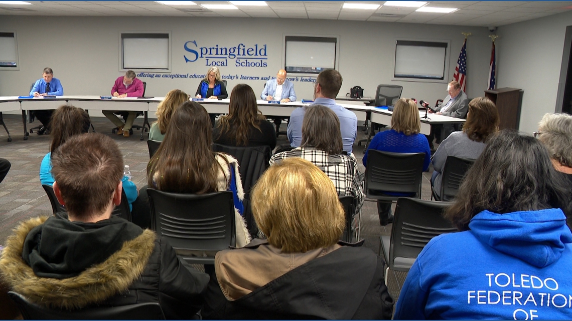 Tensions rise at board meeting as Springfield schools support staff ...