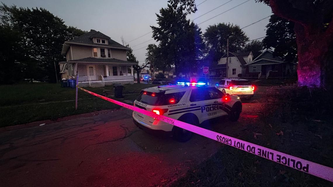 Toledo Police Fatally Shoot Man Who Fired At Officers During Foot Chase