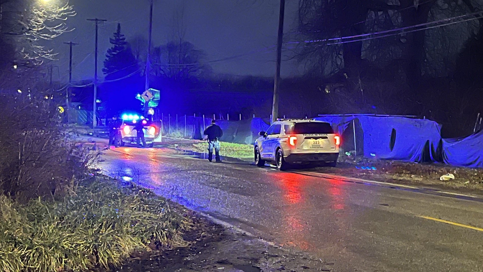 TPD: Pedestrian struck by vehicle in north Toledo | wtol.com