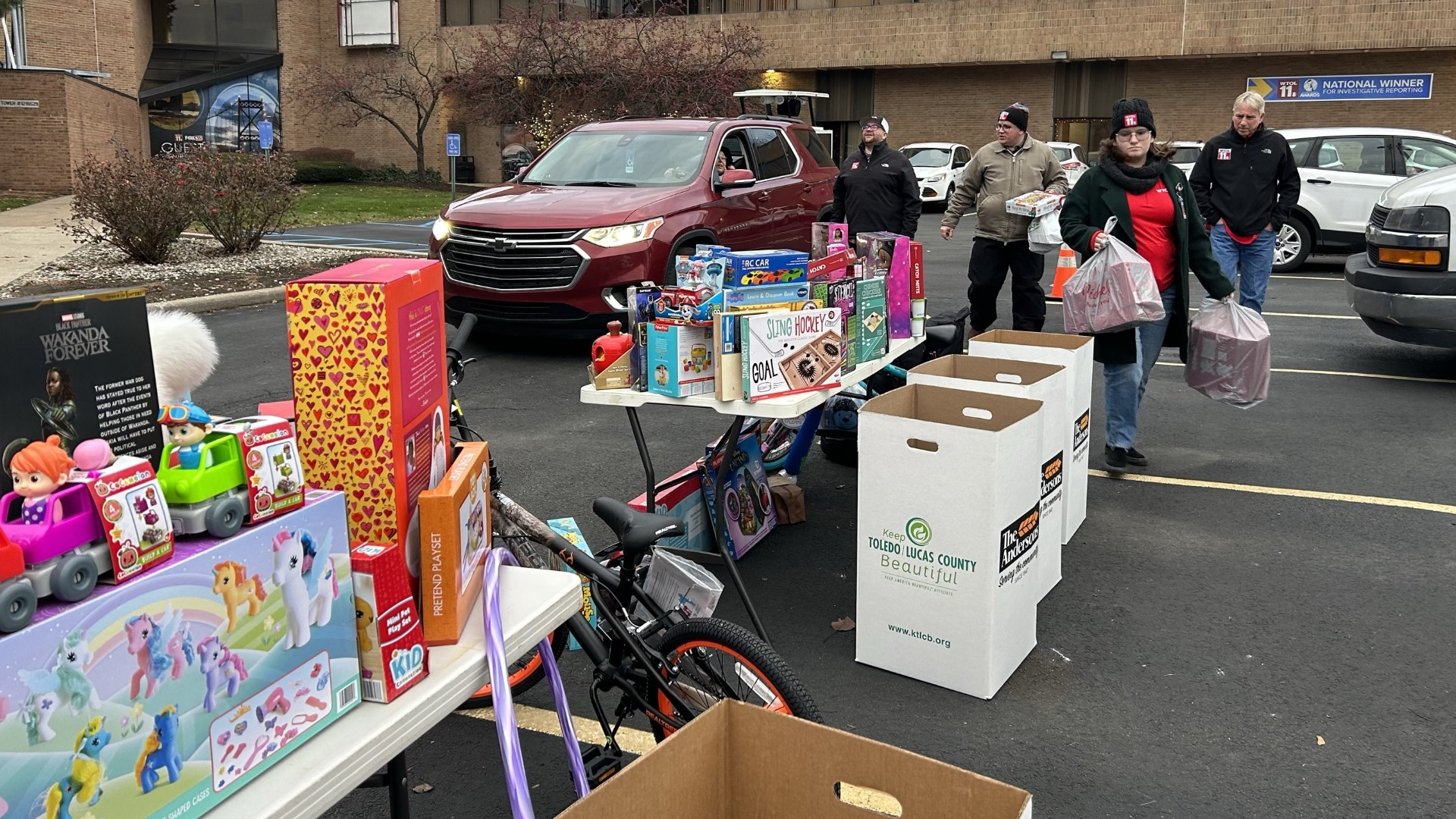 Gift of joy Toledo Ohio 2023 | wtol.com