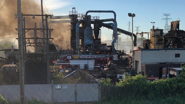 Toledo Shredding fire June 8, 2020 | wtol.com