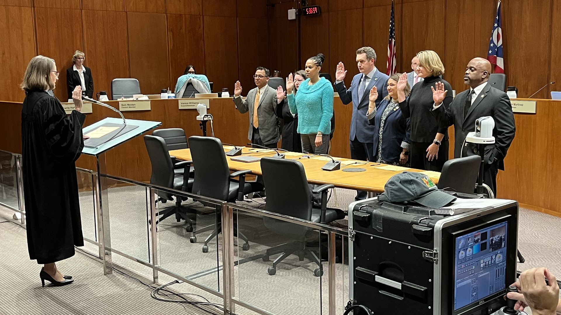 Toledo City Council elects Carrie Hartman as new president | wtol.com