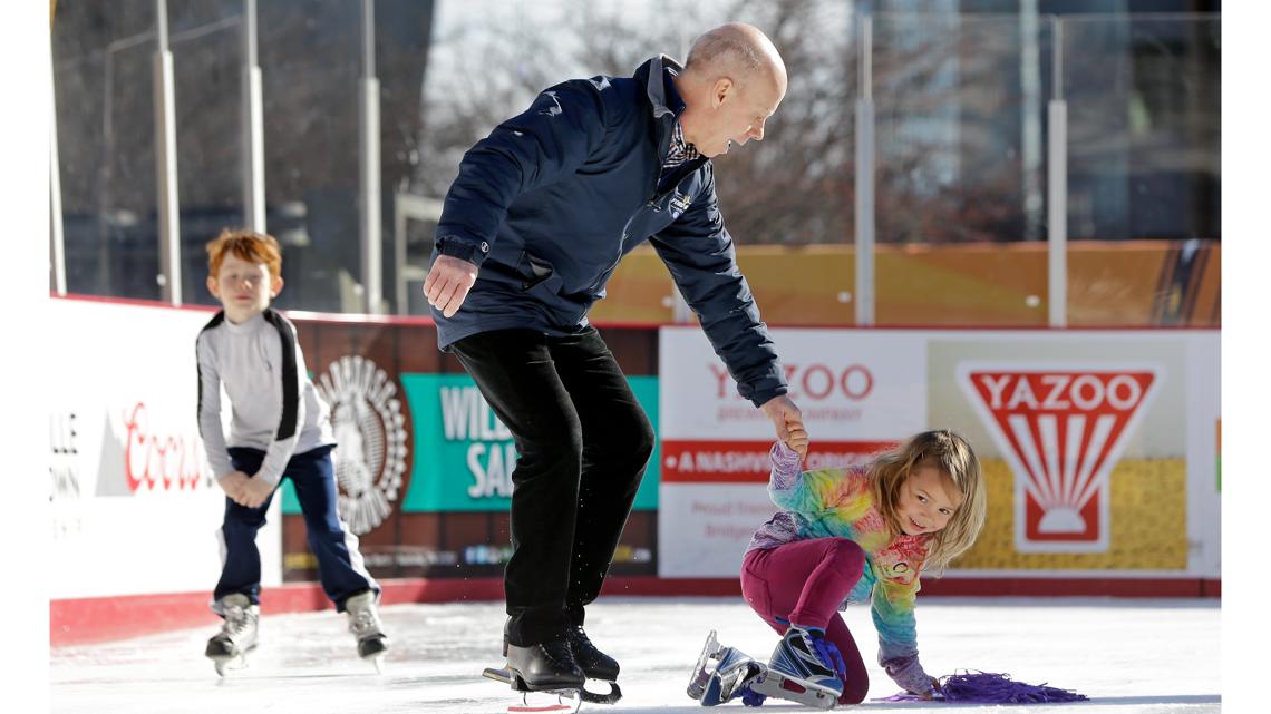 Skate with Scott Hamilton: Olympic gold medalist hosting 'Frozen 5K ...