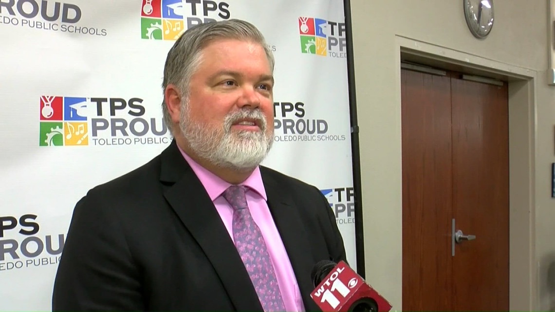 Riverdale Schools assistant principal placed on leave, complaint ...