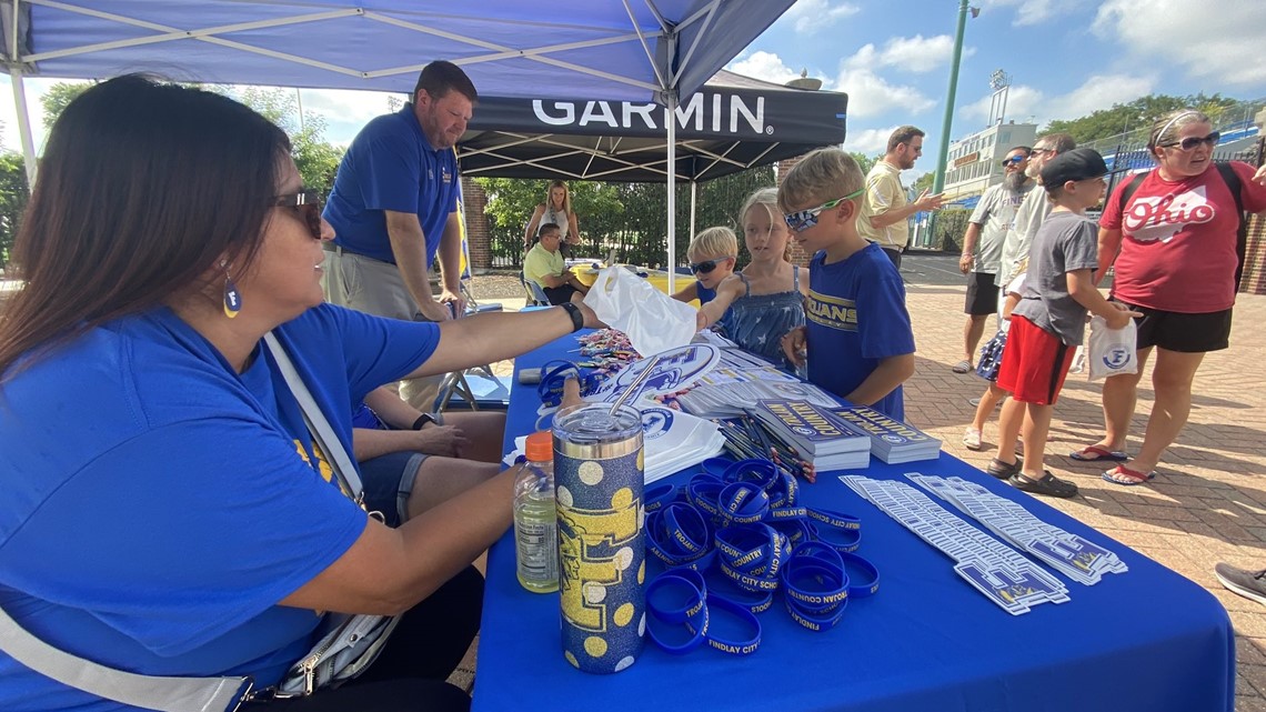 Findlay City Schools celebrate upcoming school year with back-to-school ...