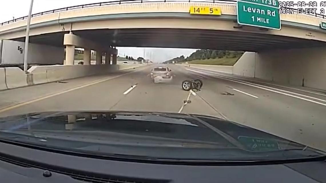 Michigan police use 'Grappler' device on allegedly stolen vehicle ...