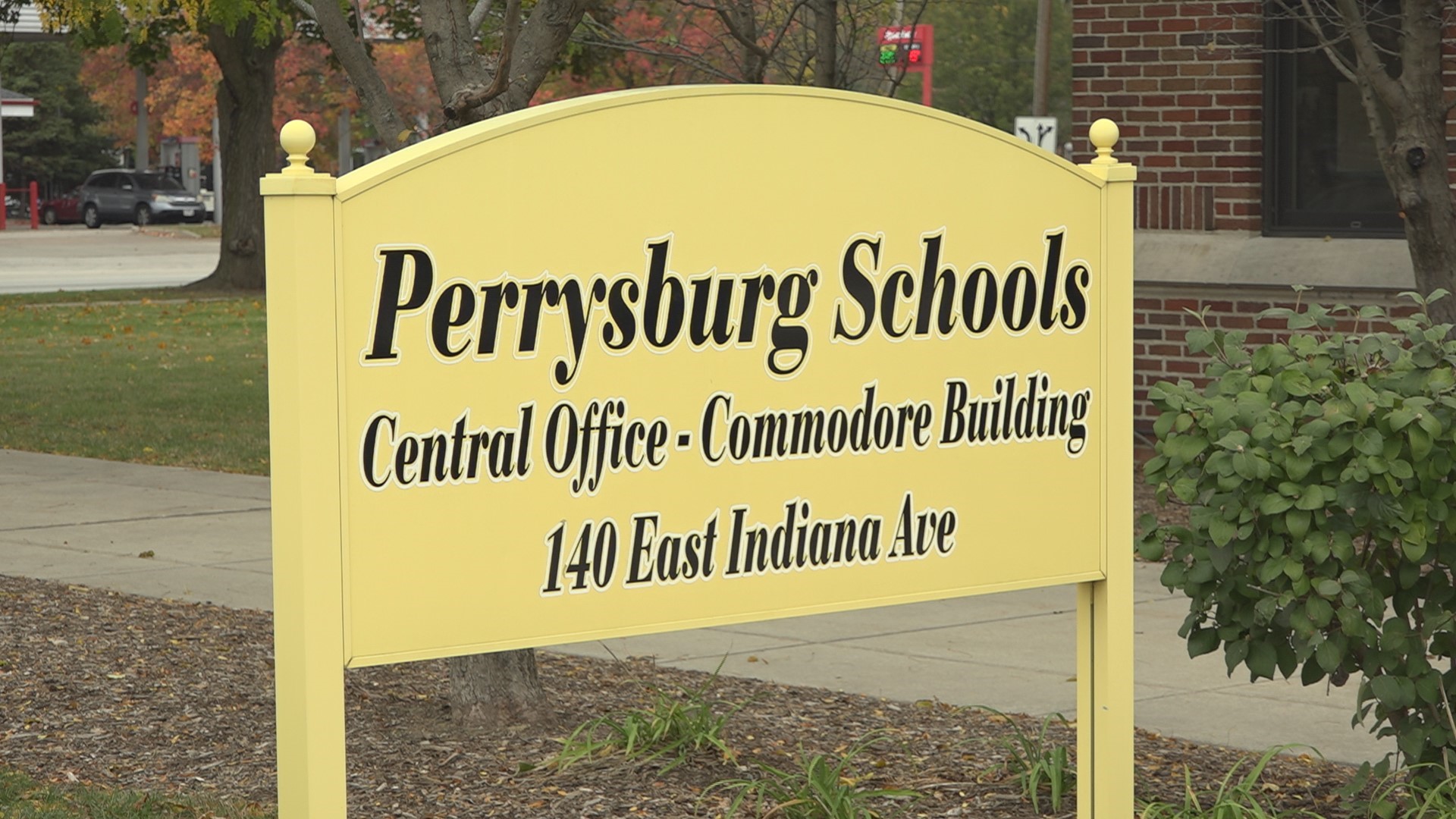 2 Perrysburg schools move to all-remote learning ahead of plans | wtol.com