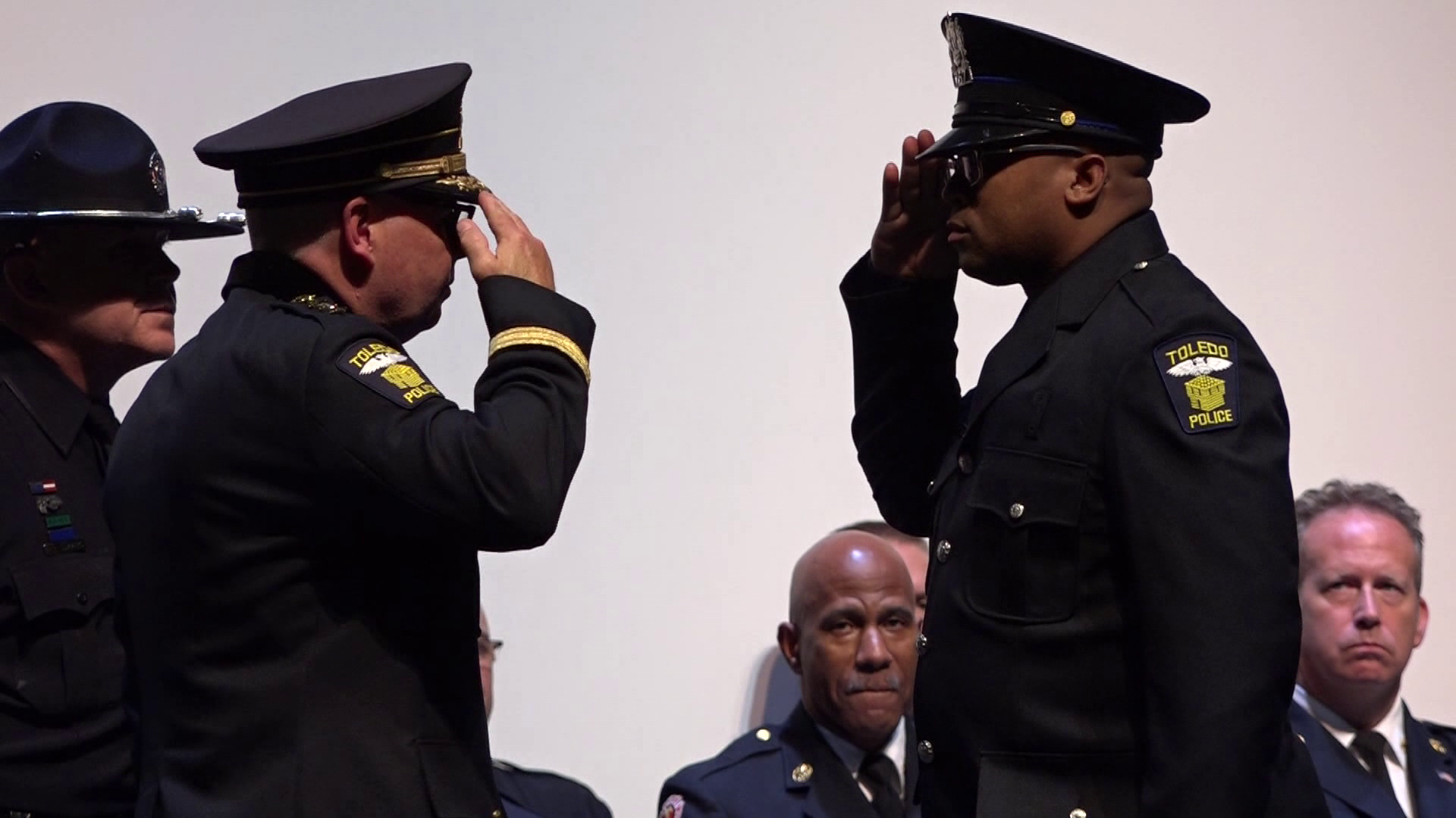 Toledo police cadets graduate during divisive times | wtol.com