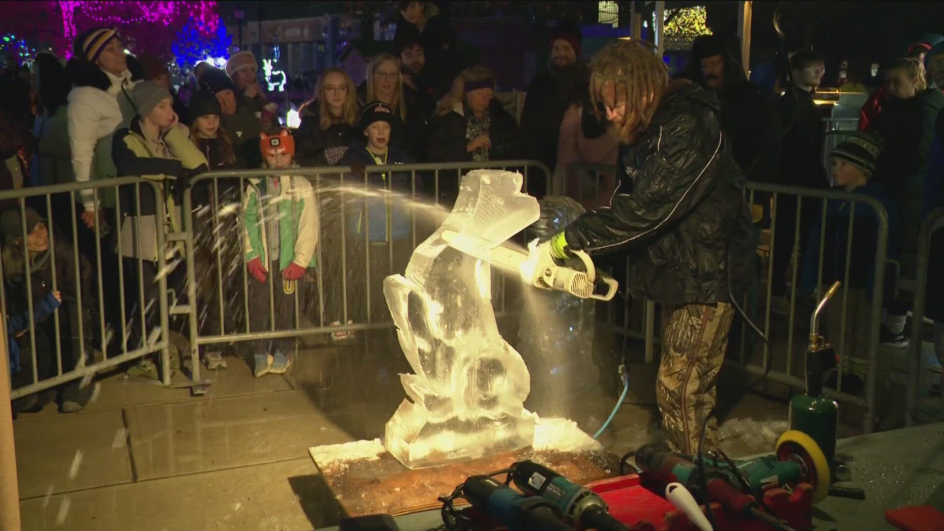 How do ice carvers actually carve ice? | wtol.com