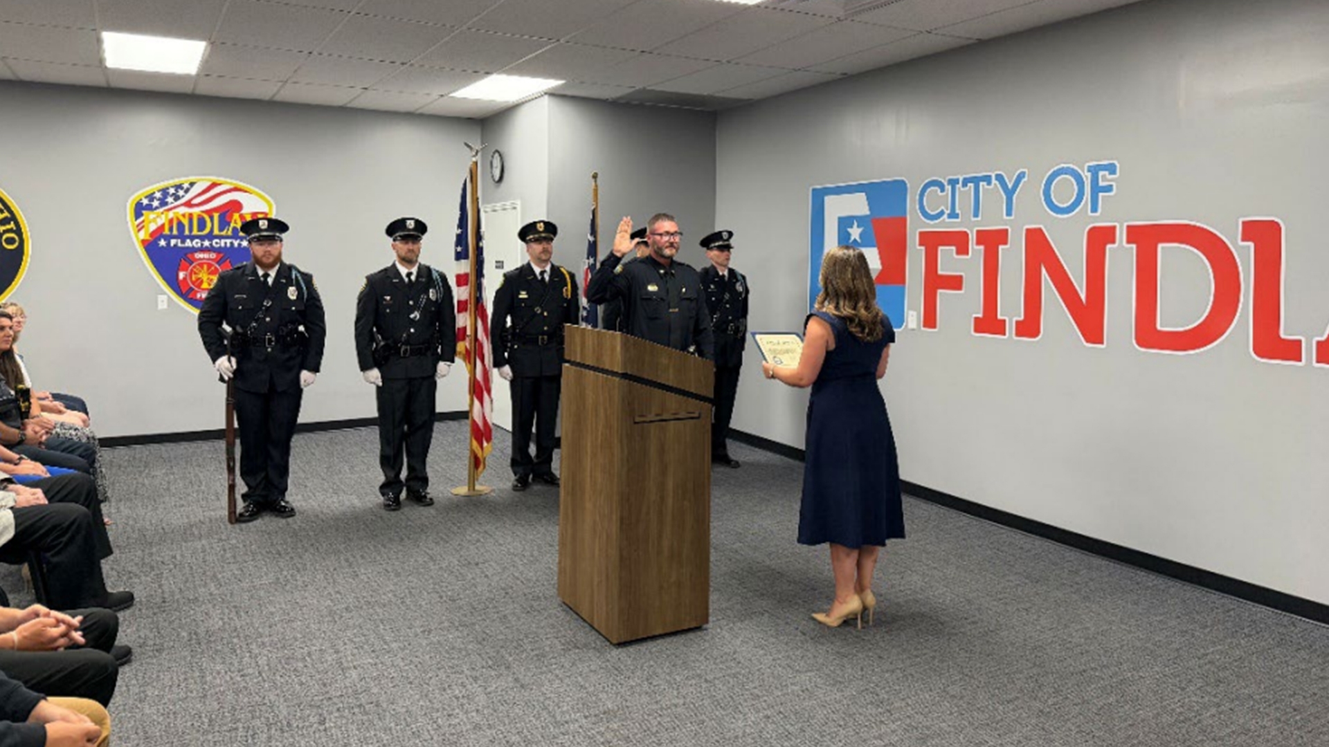 City of Findlay welcomes new police chief at swearing-in ceremony ...