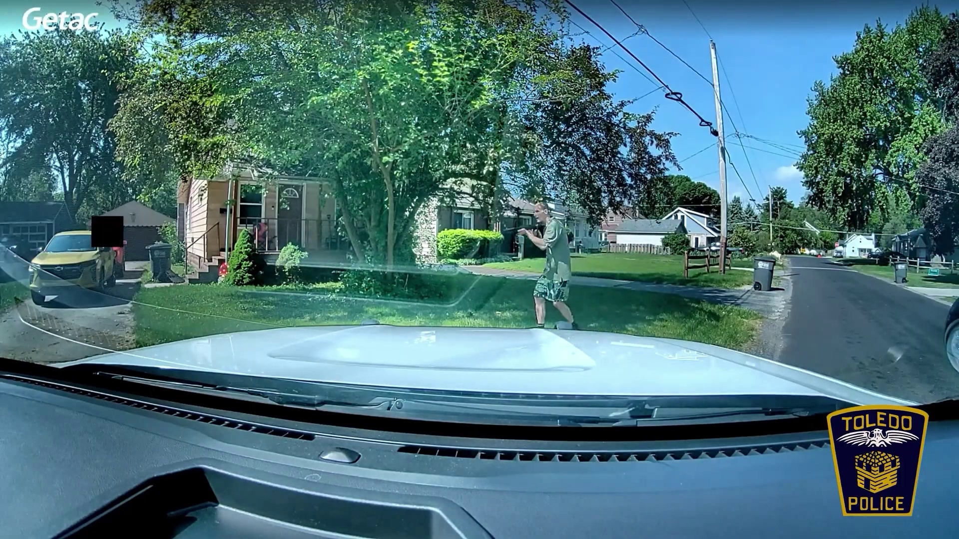 GRAPHIC VIDEO | Toledo police release body cam video showing officers ...