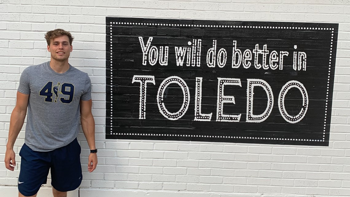 Rockets punter using platform to give back to Toledo | wtol.com
