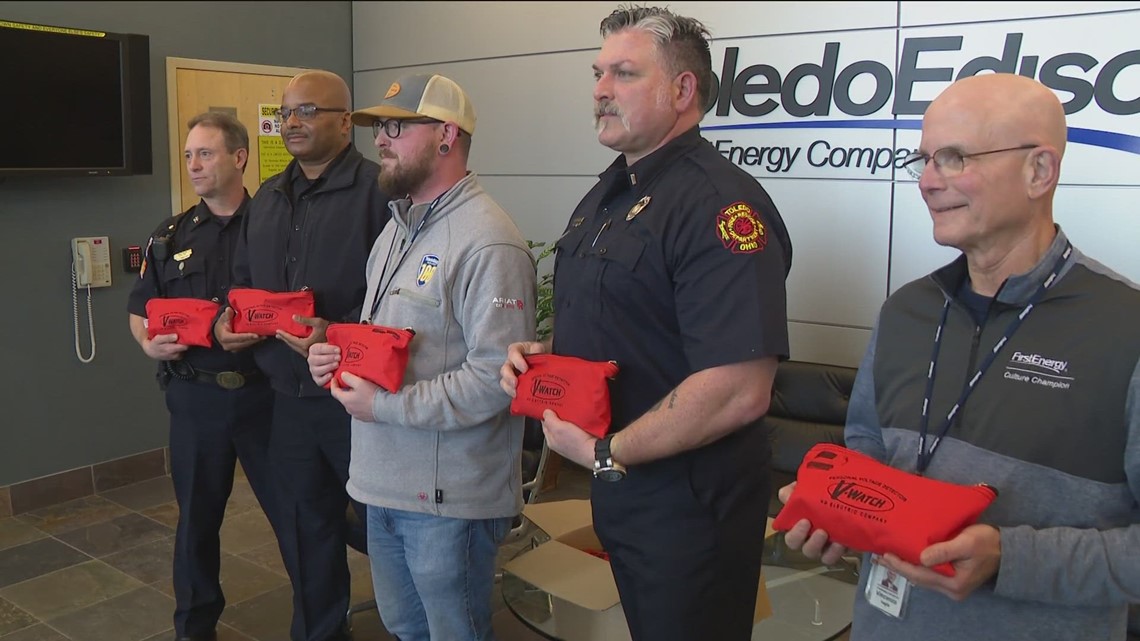 Toledo Edison donates voltage detecting technology to first responders ...