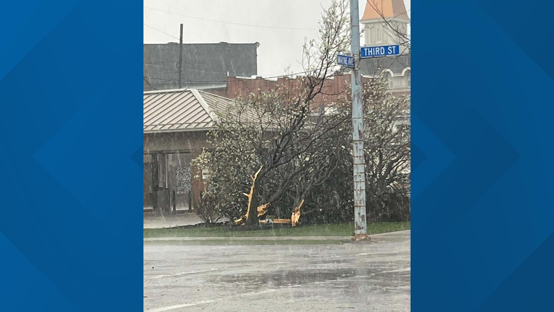 Strong storms cause extensive damage in downtown Defiance | wtol.com