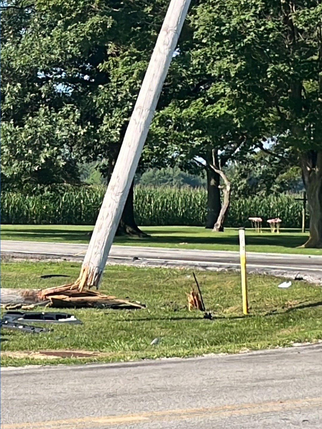 Fulton County crash leaves 1 dead, 4 hospitalized | wtol.com
