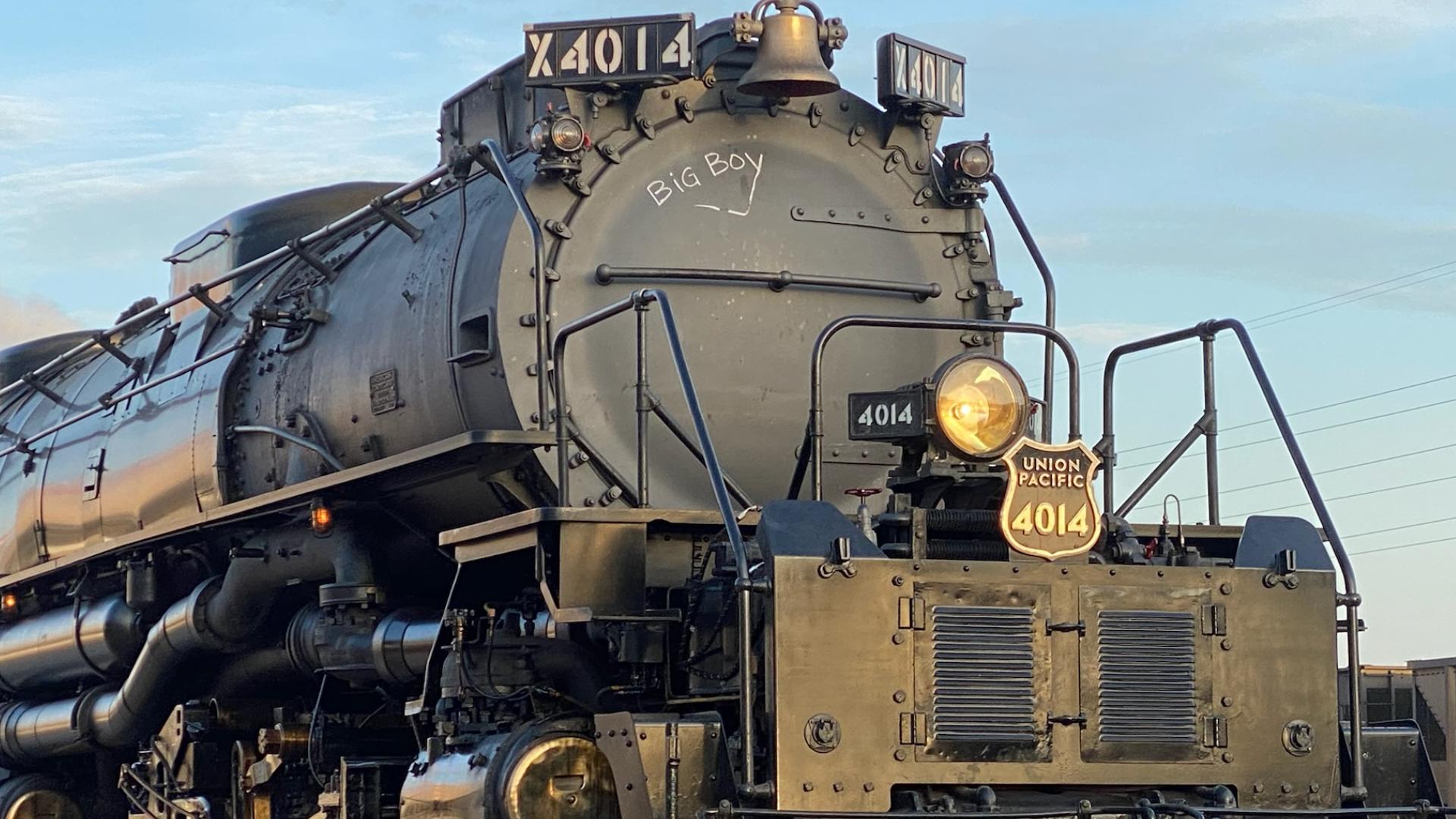 World's largest operating steam locomotive 'Big Boy' to make stop in ...