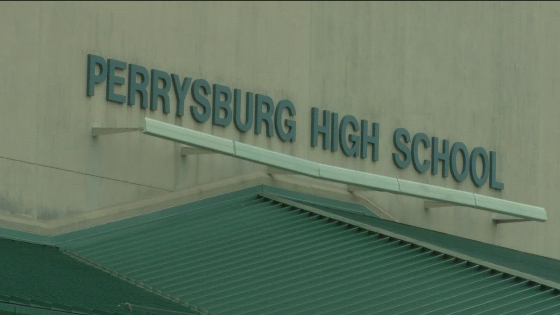 Perrysburg community reacts to immigrant allegedly posing as 17-year ...